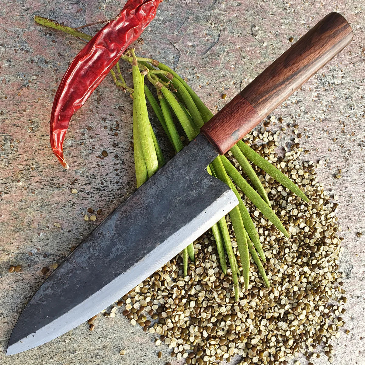 Fine Knives with Body and Soul – The Forge Dubai