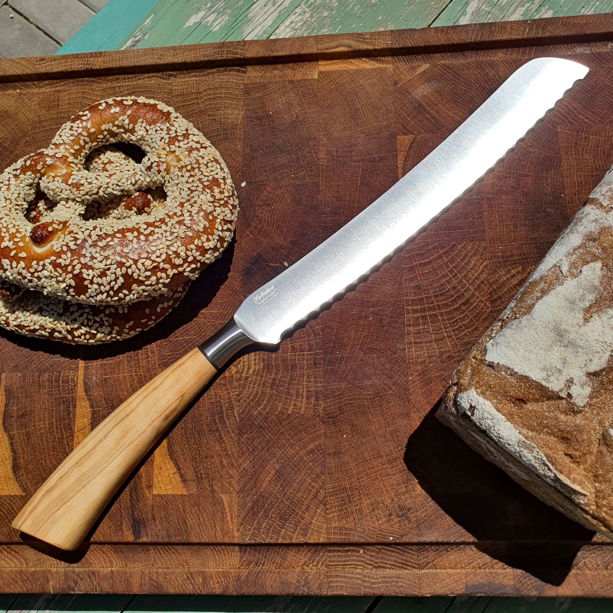 Bread Knives – The Forge (a division of Star Food General Trading LLC)