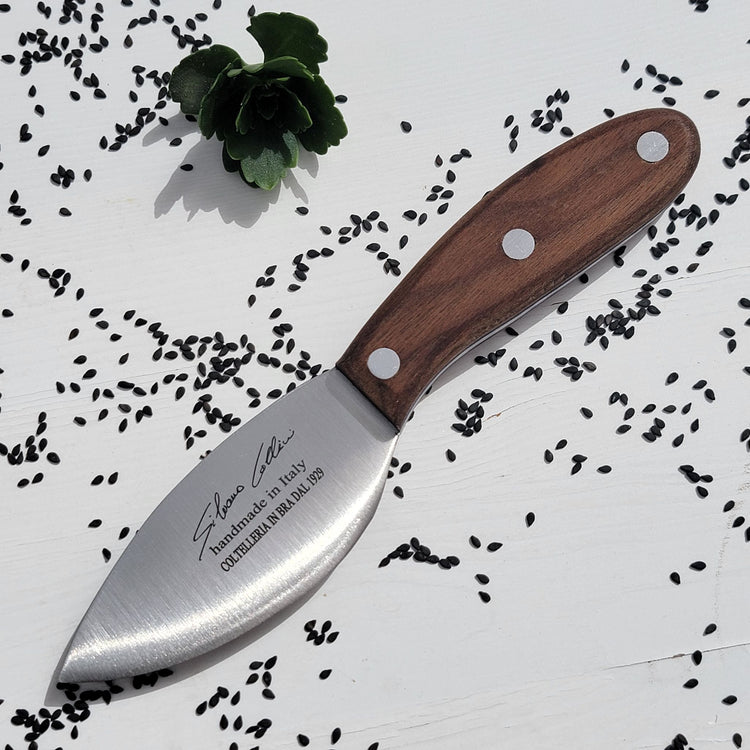 Fine Knives with Body and Soul – The Forge Dubai